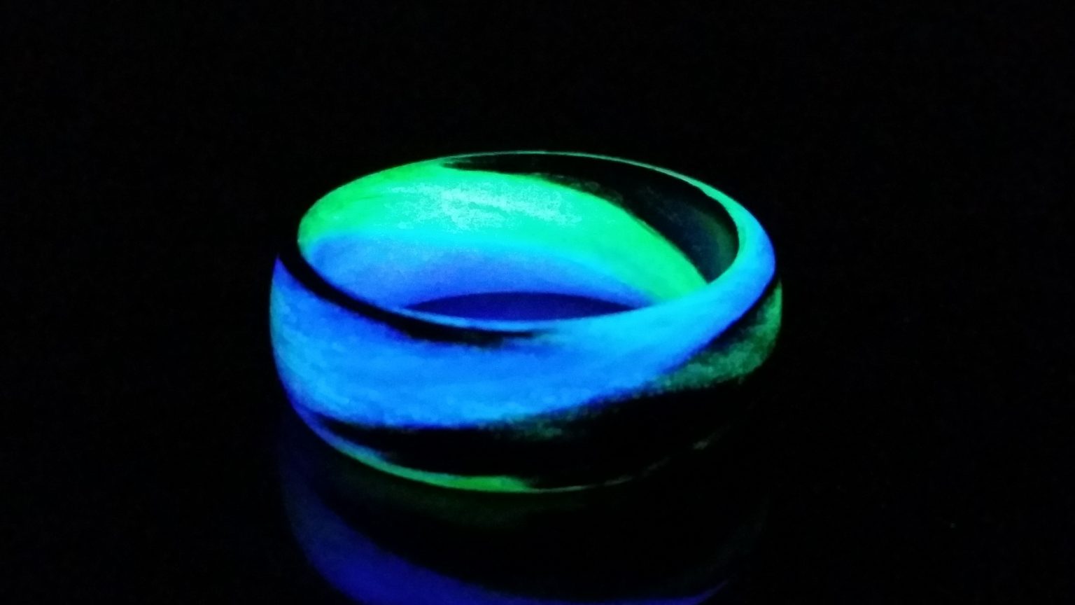 Carbon Fiber Green/Purple/Black Glow Ring | CORE CARBON RINGS